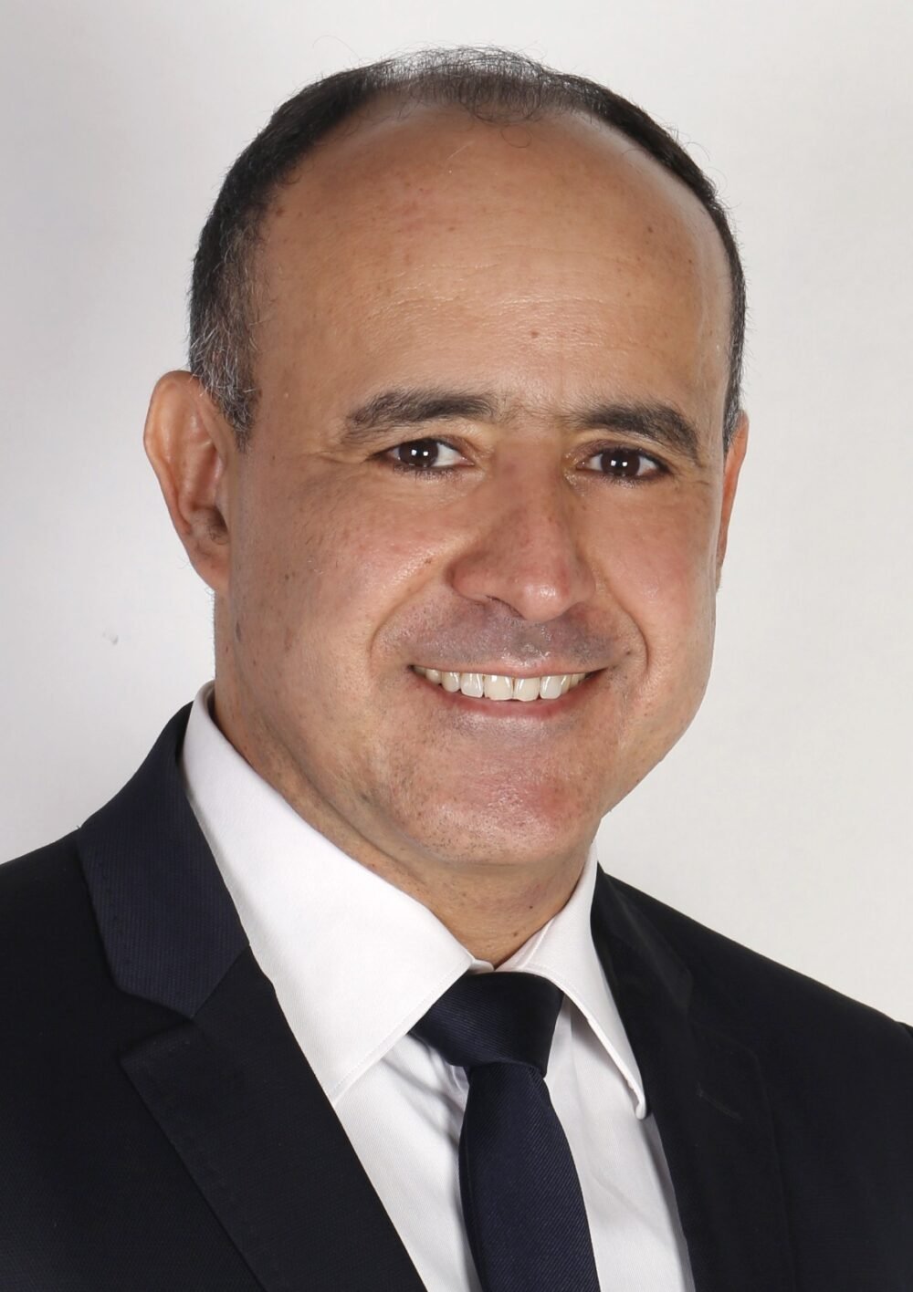 Team – OSSTEM IMPLANT LEBANON